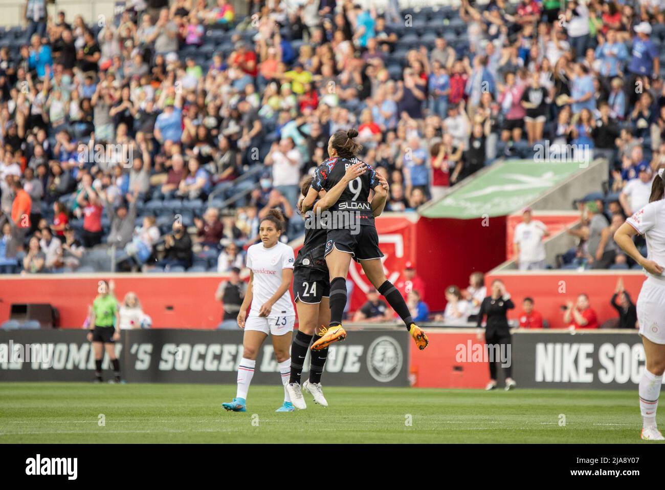 Mallory Pugh (9 Chicago Red Stars) und Danielle Colaprico (24 Chicago ...