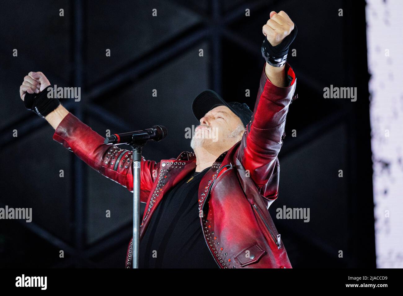 Vasco rossi cantante italiano -Fotos und -Bildmaterial in hoher ...