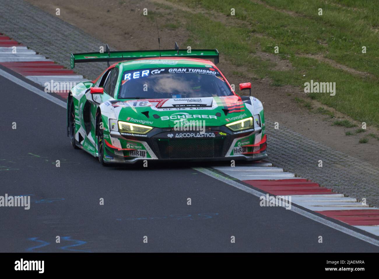 Audi 24h rennen nürburgring -Fotos und -Bildmaterial in hoher Auflösung ...