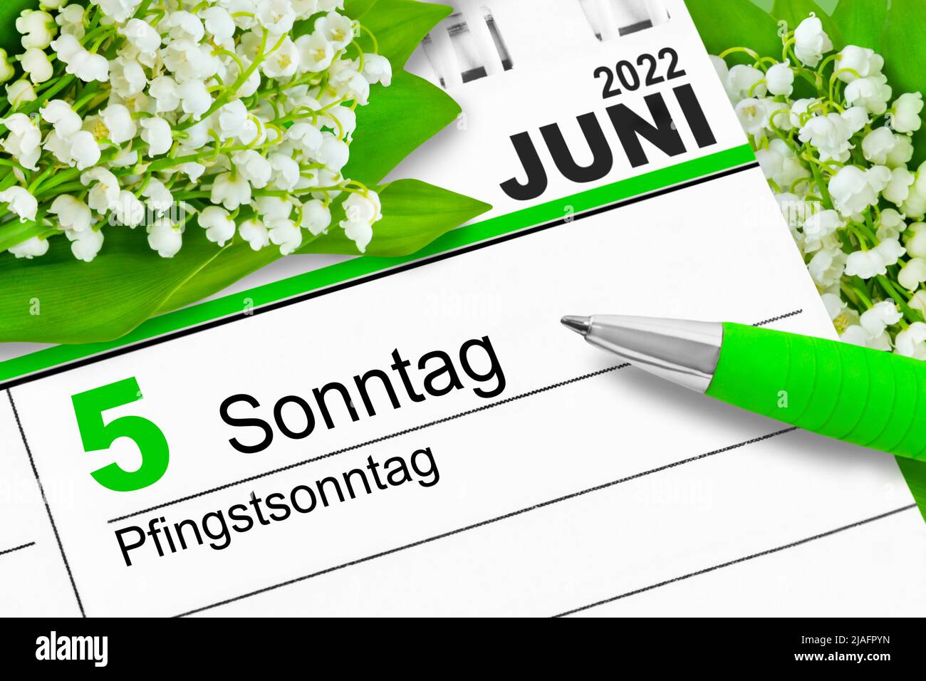 Deutscher Kalender 2022. Juni 5 Sonntag Pfingsten Stockfotografie - Alamy