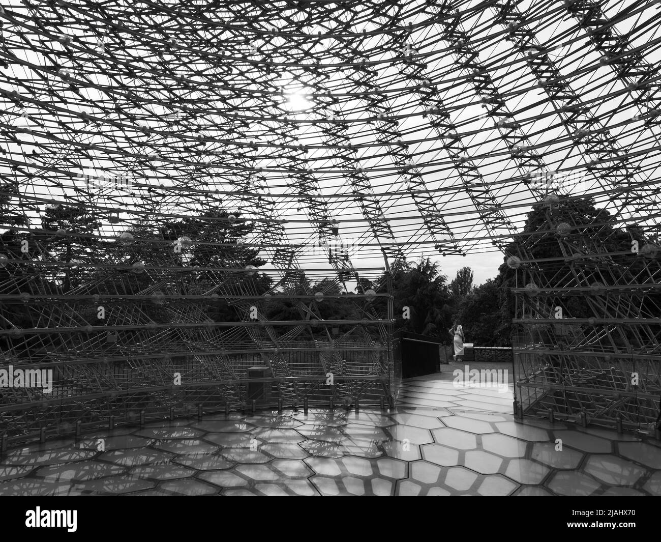 Royal Botanic Gardens Kew. The Hive von Wolfgang Buttress, eine ...