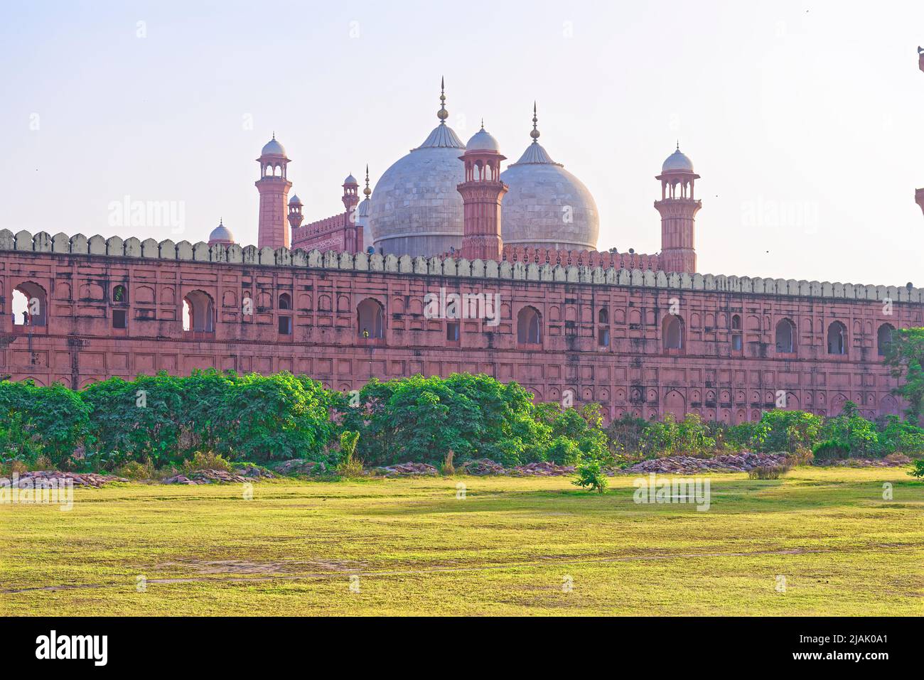 Badshahi mosque -Fotos und -Bildmaterial in hoher Auflösung – Alamy