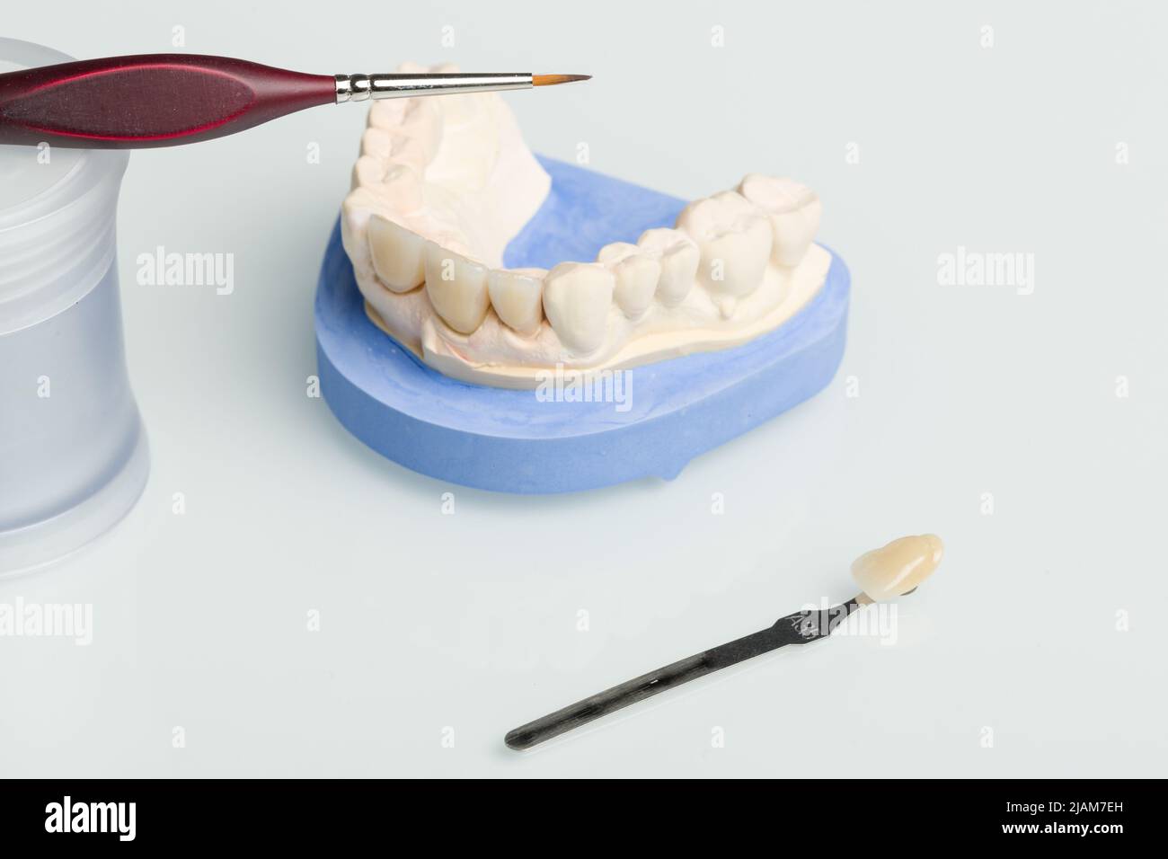 Dental lab -Fotos und -Bildmaterial in hoher Auflösung – Alamy