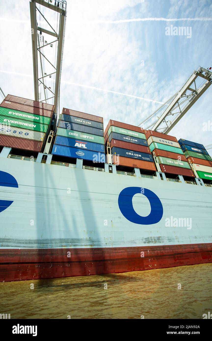 Cosco shipping containerschiffe -Fotos und -Bildmaterial in hoher ...