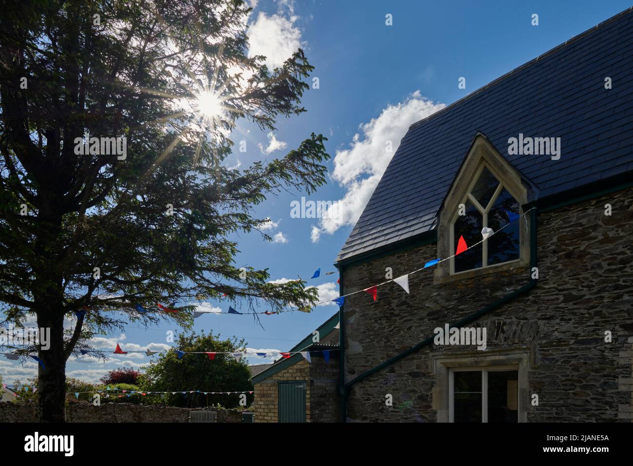 Devon, UK, 31/05/2022, Platinum Jubilee: Das kleine Dorf von South ...