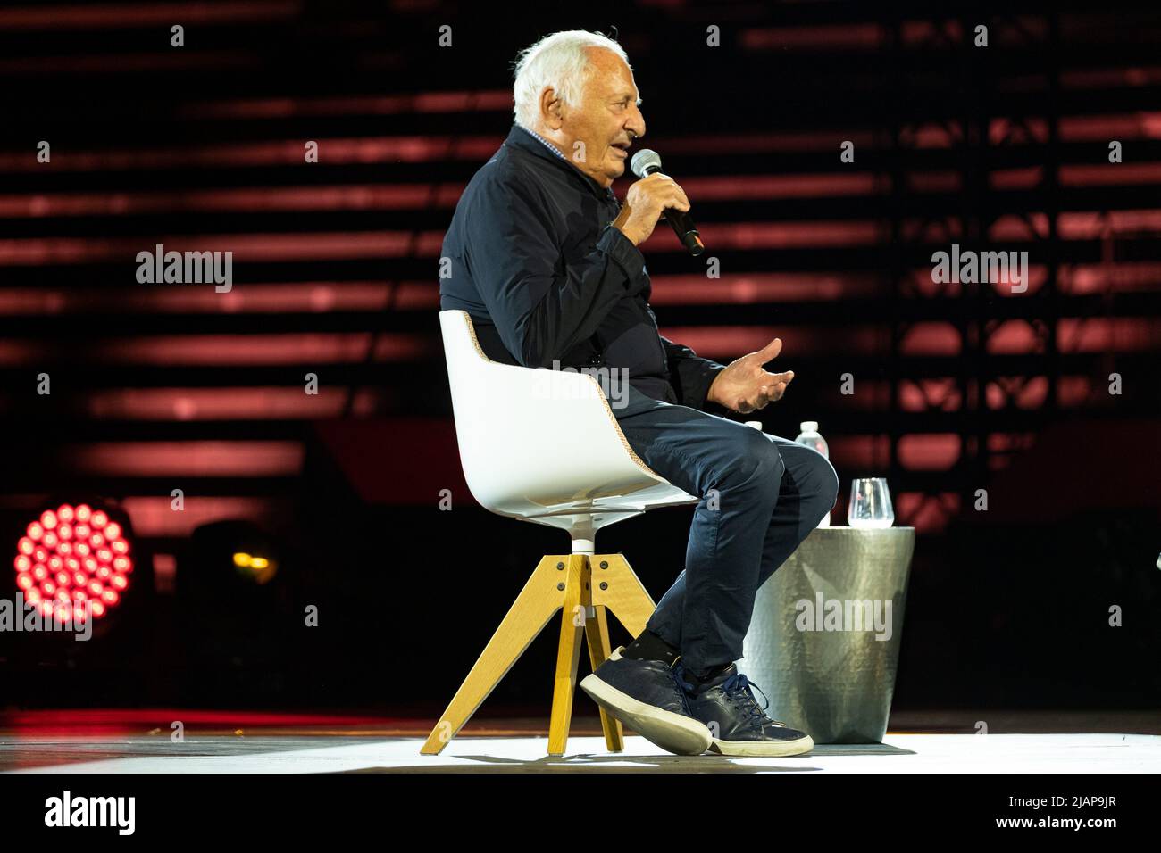 Palco centrale arena di verona -Fotos und -Bildmaterial in hoher ...