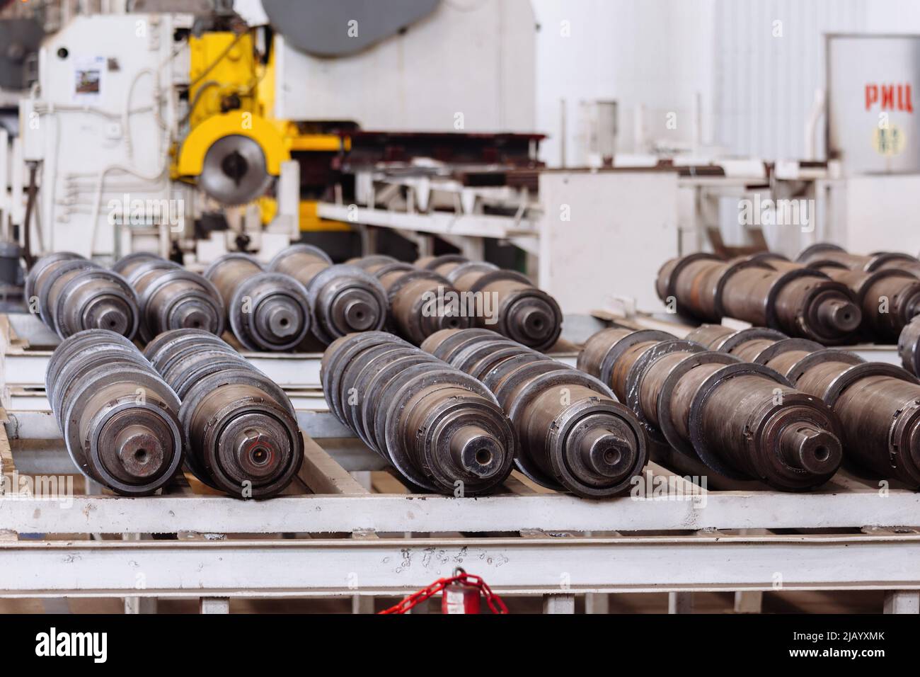 Walzwerk maschinen -Fotos und -Bildmaterial in hoher Auflösung – Alamy