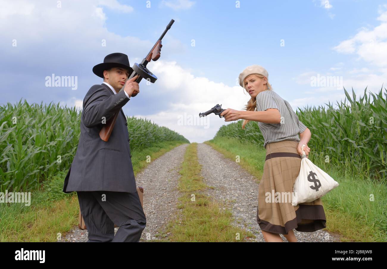 Gangster duo -Fotos und -Bildmaterial in hoher Auflösung – Alamy