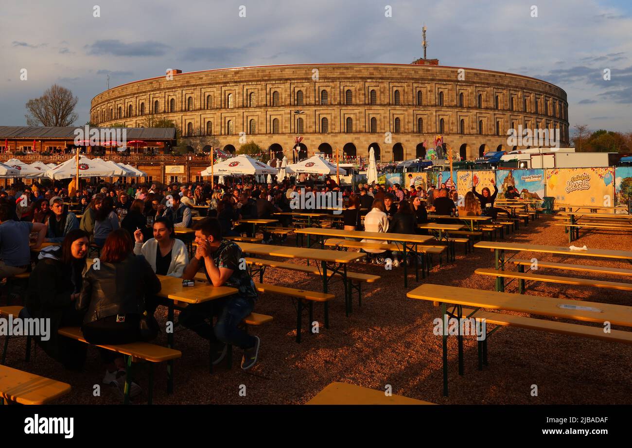 Biergarten, Nürnberg Volksfest, Nürnberg, Volksfest, Party, Freude ...