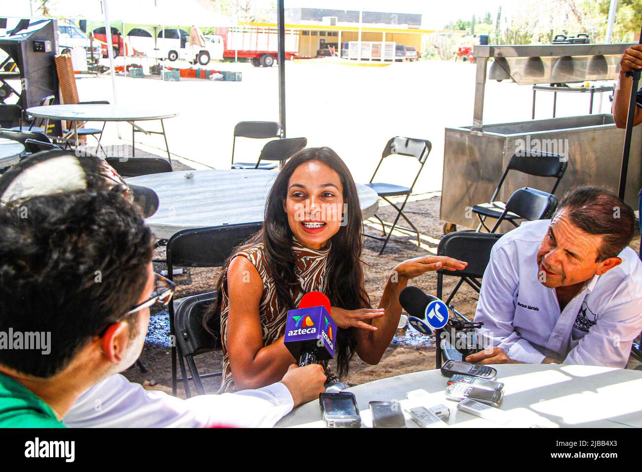 Rosario Dawson (I) Schauspielerin und Manuel Borbon (R) Rosario Isabel ...