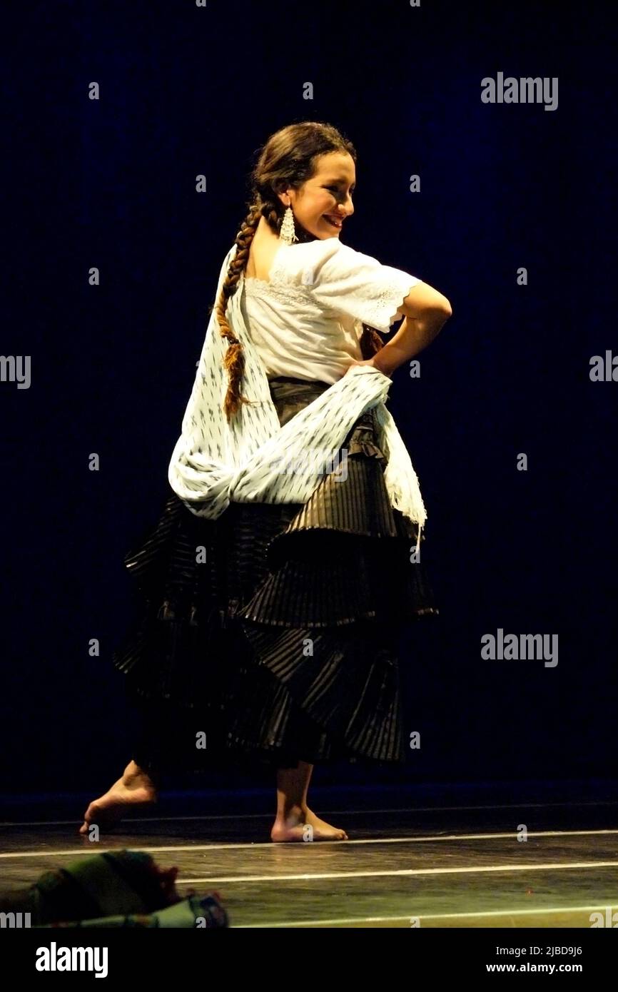 Marisol ponce pinedo -Fotos und -Bildmaterial in hoher Auflösung – Alamy