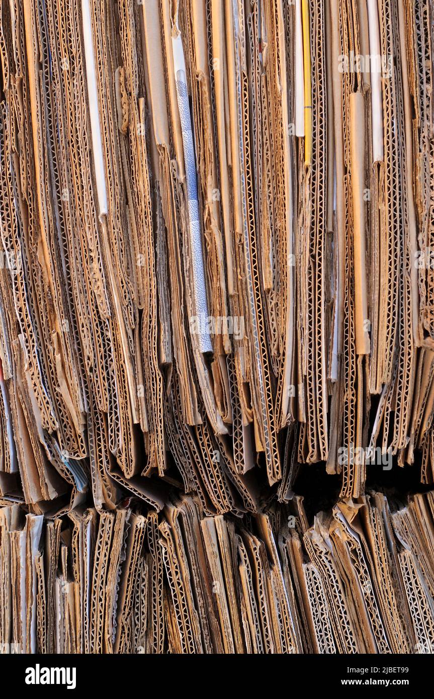 Recycled cardboard recycling environment -Fotos und -Bildmaterial in ...