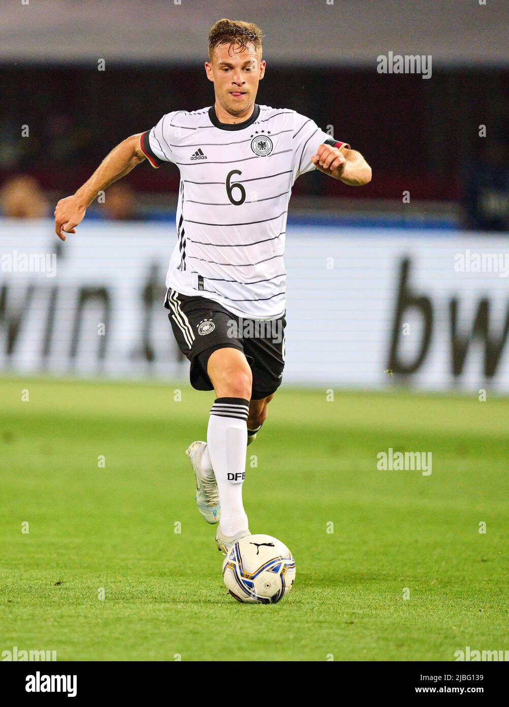 Joshua kimmich body -Fotos und -Bildmaterial in hoher Auflösung - Seite ...