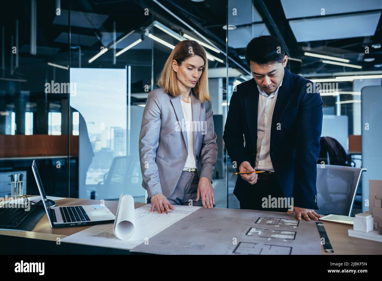 Dra team -Fotos und -Bildmaterial in hoher Auflösung – Alamy