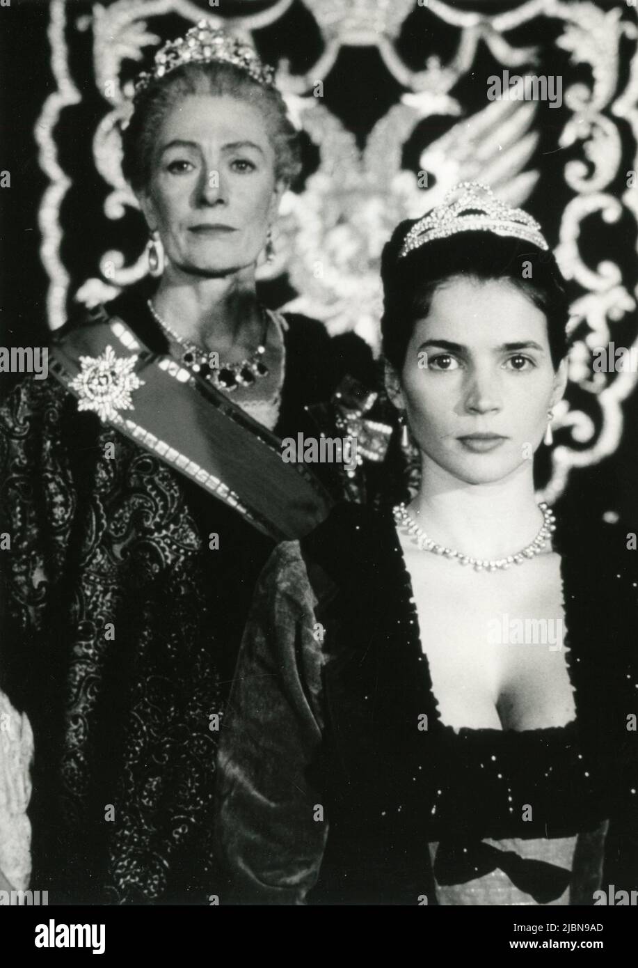 Vanessa redgrave young catherine 1991 -Fotos und -Bildmaterial in hoher ...