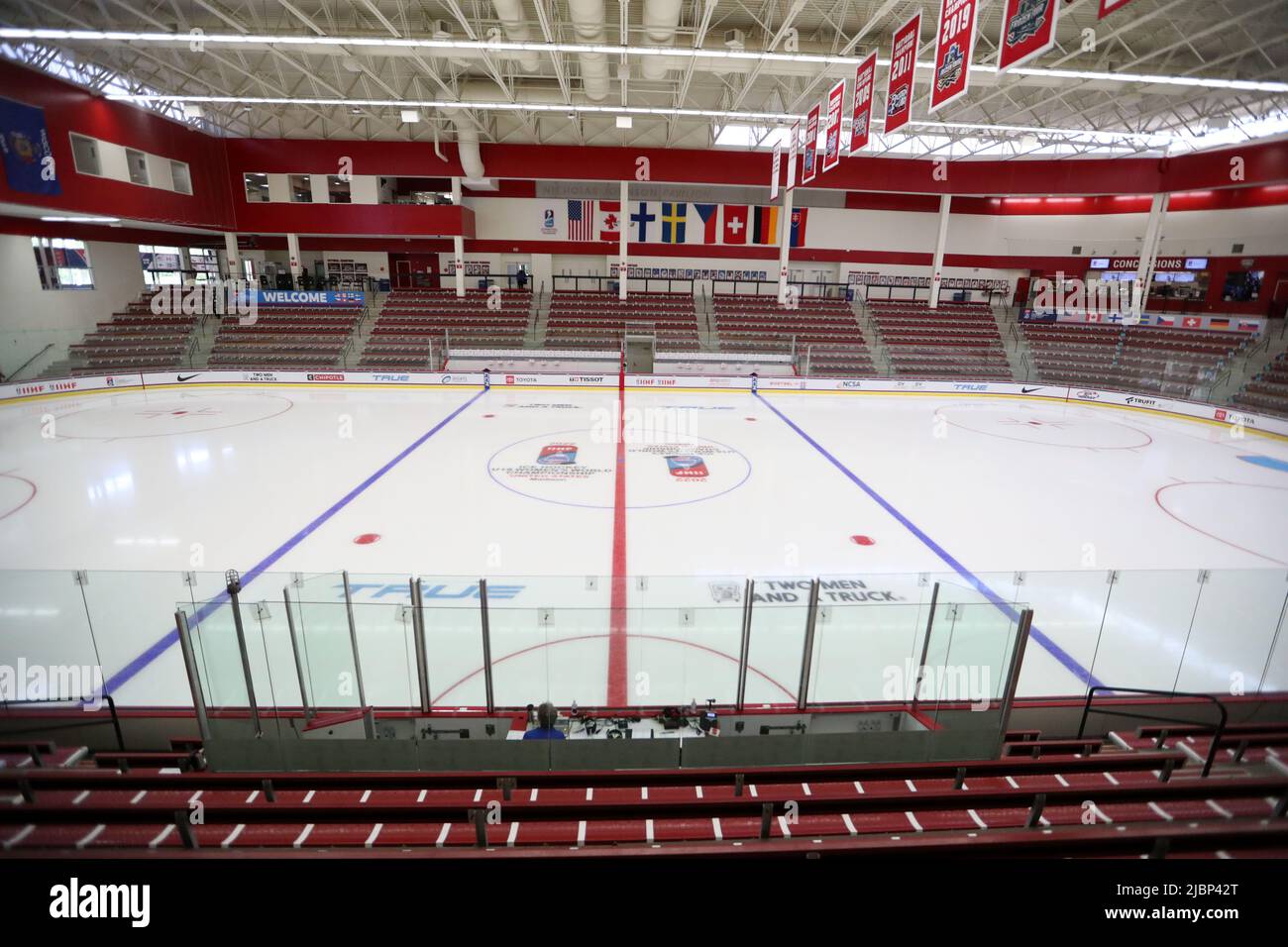 7. Juni 2022 - Gesamtansicht der LaBahn Ice Arena in Madison, Wisconsin ...