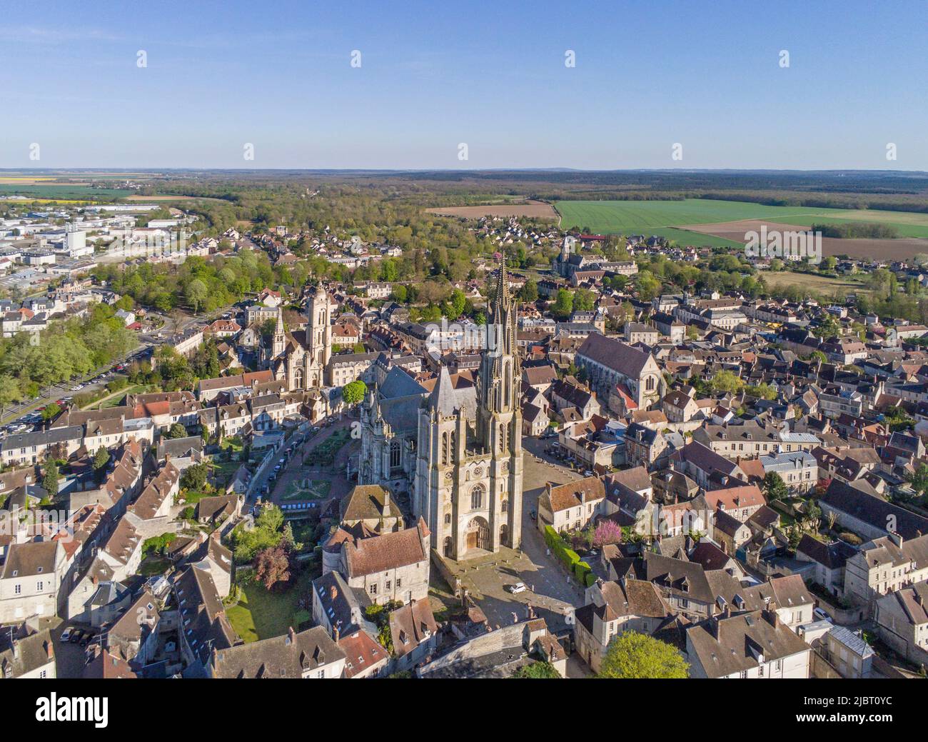 Senlis hauts de france frankreich -Fotos und -Bildmaterial in hoher ...