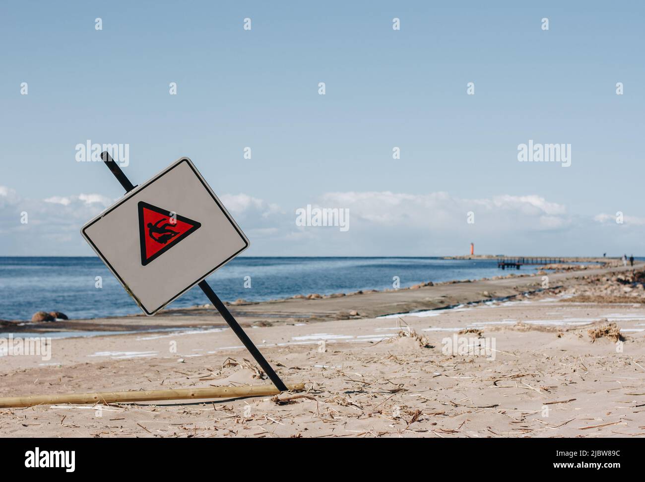 Warnschild zeichen beschilderung -Fotos und -Bildmaterial in hoher ...