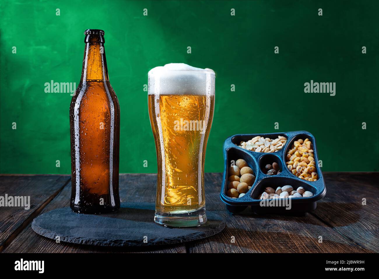 Bier bildschirmschoner -Fotos und -Bildmaterial in hoher Auflösung – Alamy