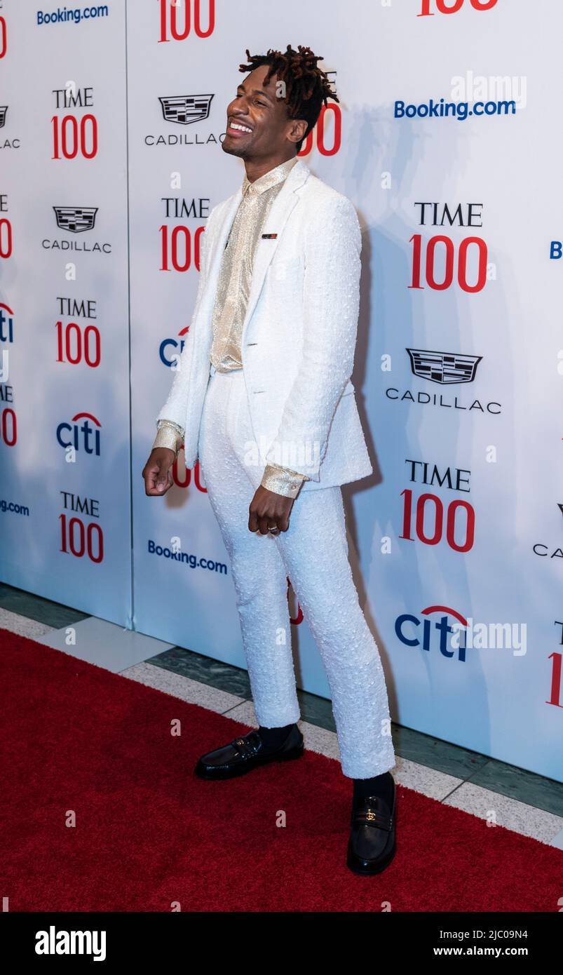 New York, NY - 8. Juni 2022: Jon Batiste nimmt an der Time 100 Gala ...