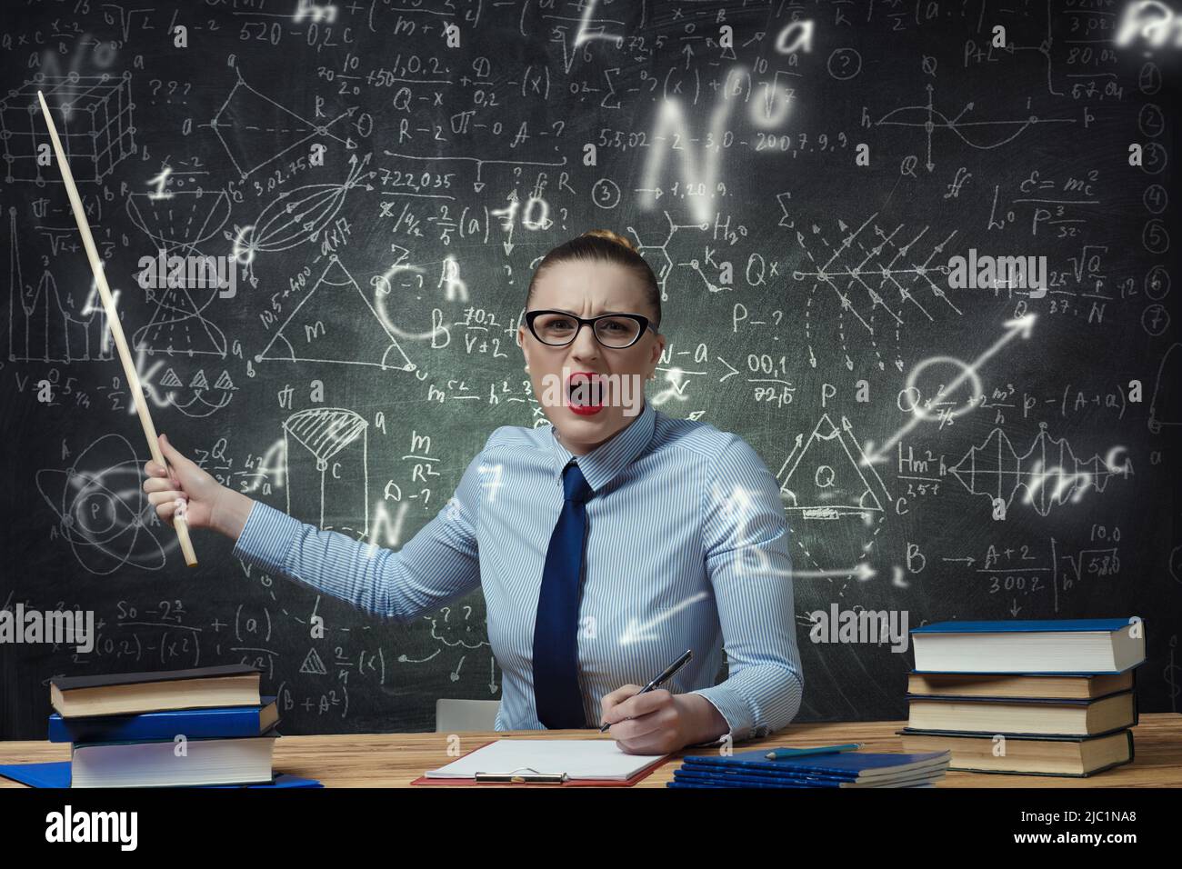 Strenge lehrerin -Fotos und -Bildmaterial in hoher Auflösung - Seite 2 - Alamy