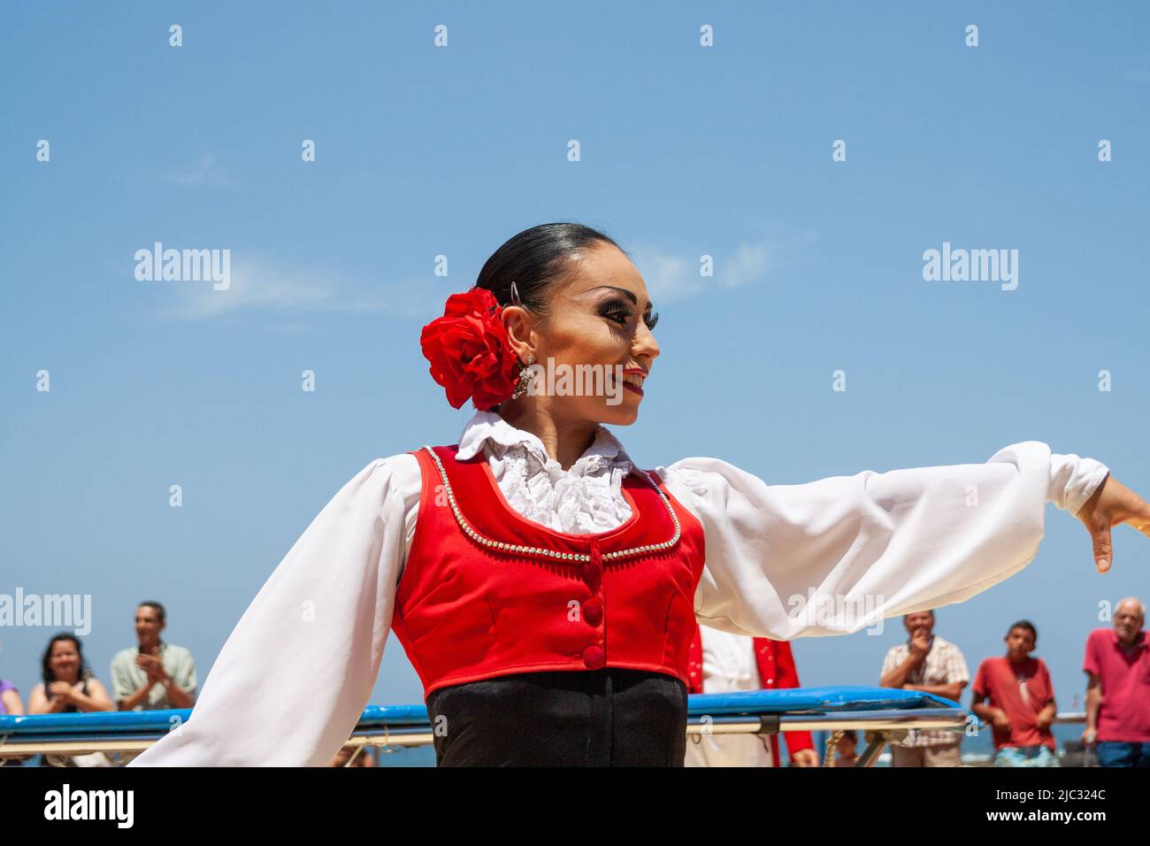 Circus performer -Fotos und -Bildmaterial in hoher Auflösung – Alamy