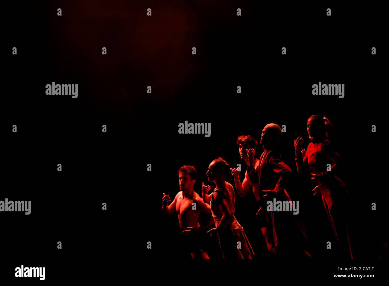 Tänzer treten in „Frida Kahlo: Defining Moments“ auf, einem ...