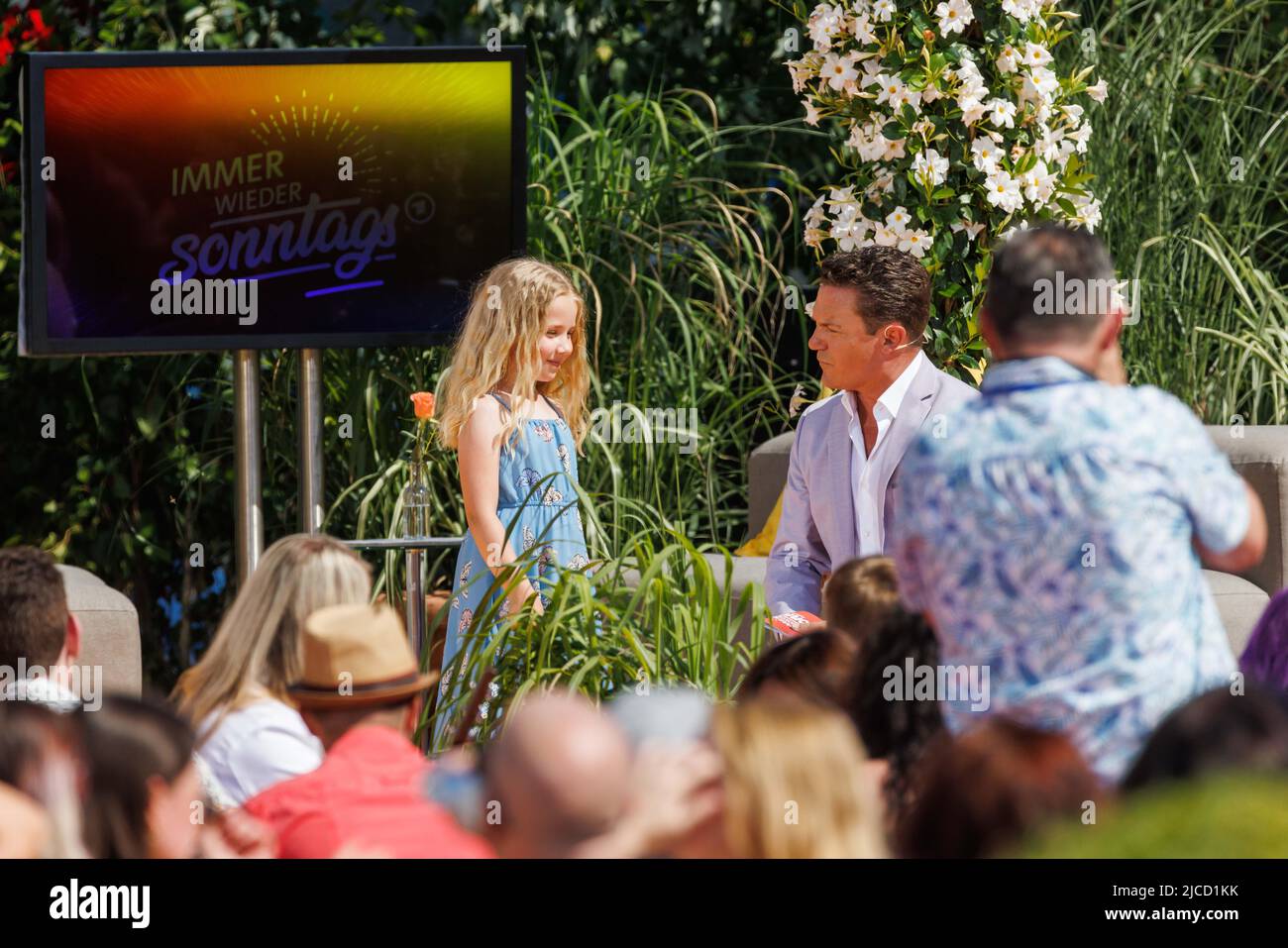 12. Juni 2022, Baden-Württemberg, Rust: Emma Burger (l) und Stefan ...