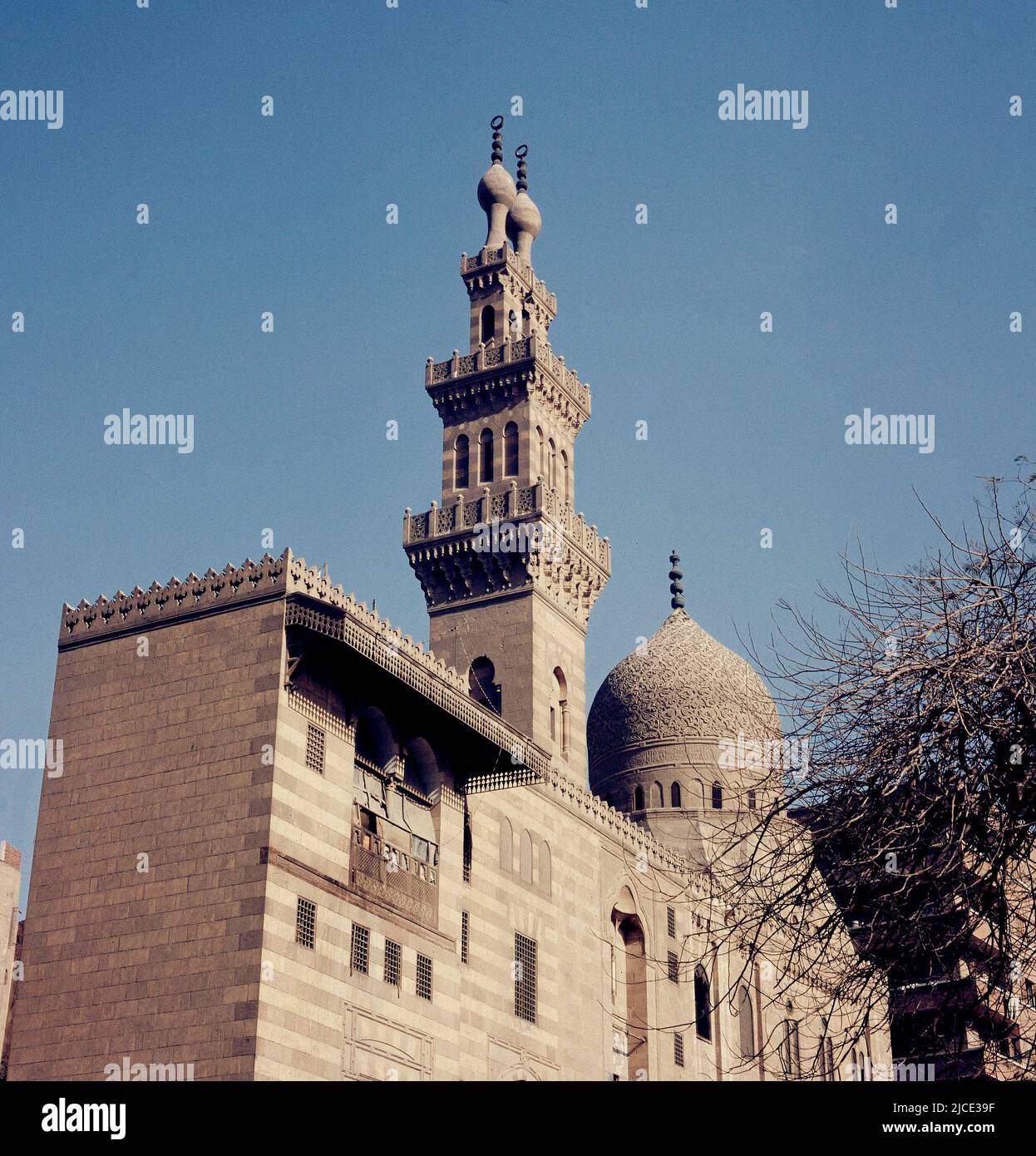 MEZQUITA QUIBAY AL RAMMAD-LAMINAR Y FACHADA - FOTO AÑOS 70. Lage ...