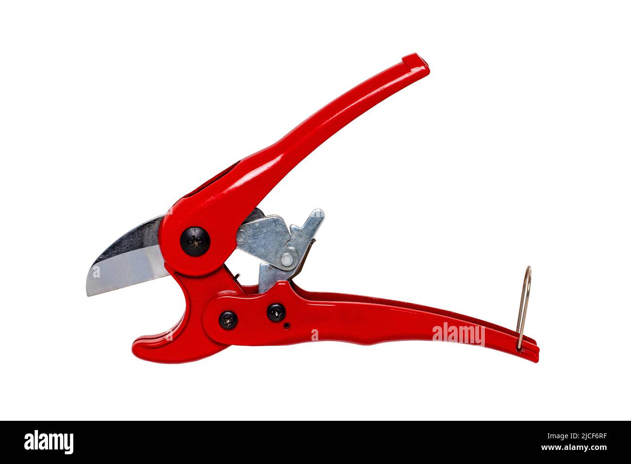 Klempnerwerkzeuge isoliert. Nahaufnahme eines roten PVC-Rohrschneiders ...