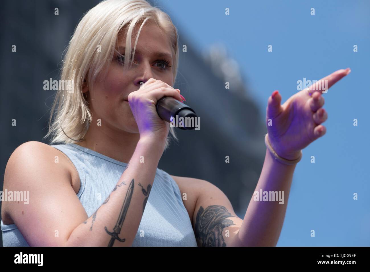 Marie REIM, Sängerin, Popsängerin, Musikerin, Gesang, Singen, Konzert ...