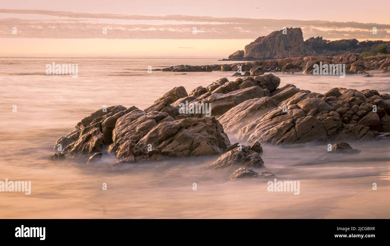 Long beach australia -Fotos und -Bildmaterial in hoher Auflösung – Alamy