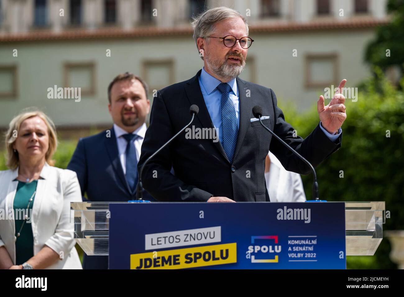 Die drei besten kandidaten -Fotos und -Bildmaterial in hoher Auflösung ...