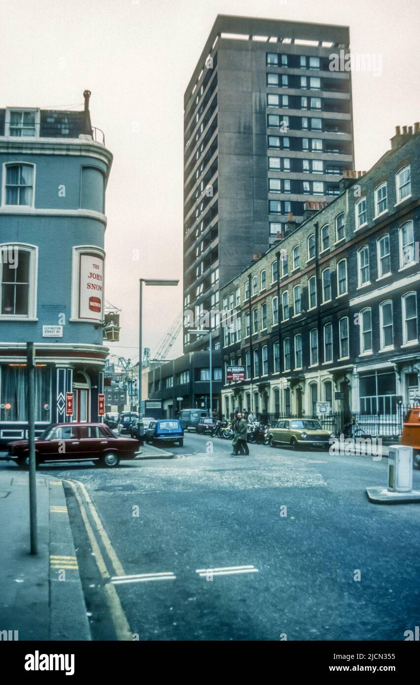 Straße der 1970er jahre -Fotos und -Bildmaterial in hoher Auflösung – Alamy