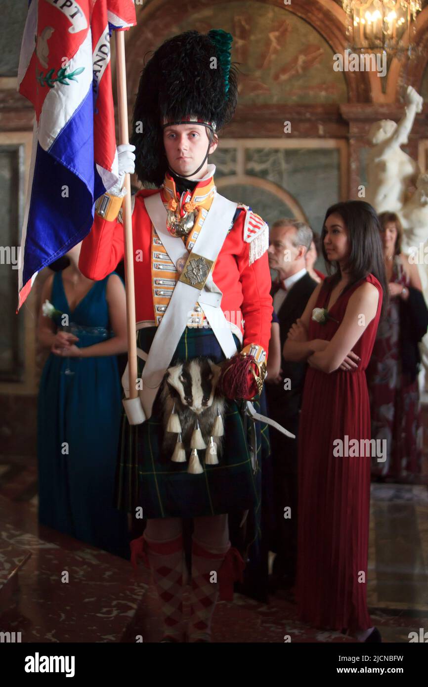 Ein Soldat mit den Farben des 92. (Gordon Highlanders) Regiments of ...