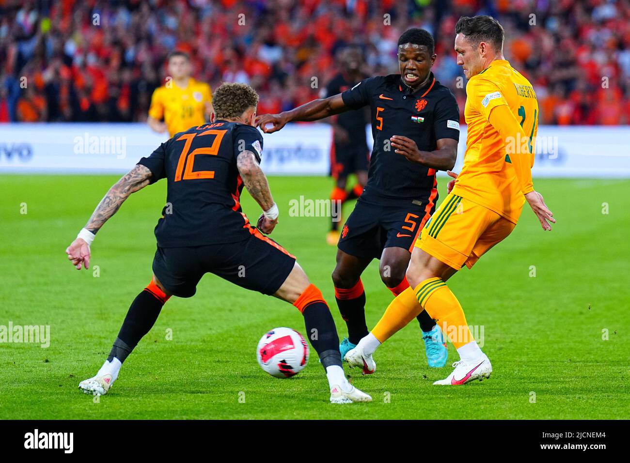ROTTERDAM, NIEDERLANDE - 14. JUNI: Noa lang aus den Niederlanden ...