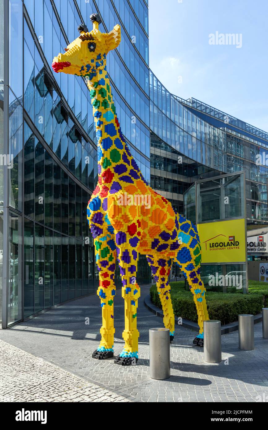 Hauptstadtgiraffe in lego im legoland entdeckungszentrum -Fotos und ...