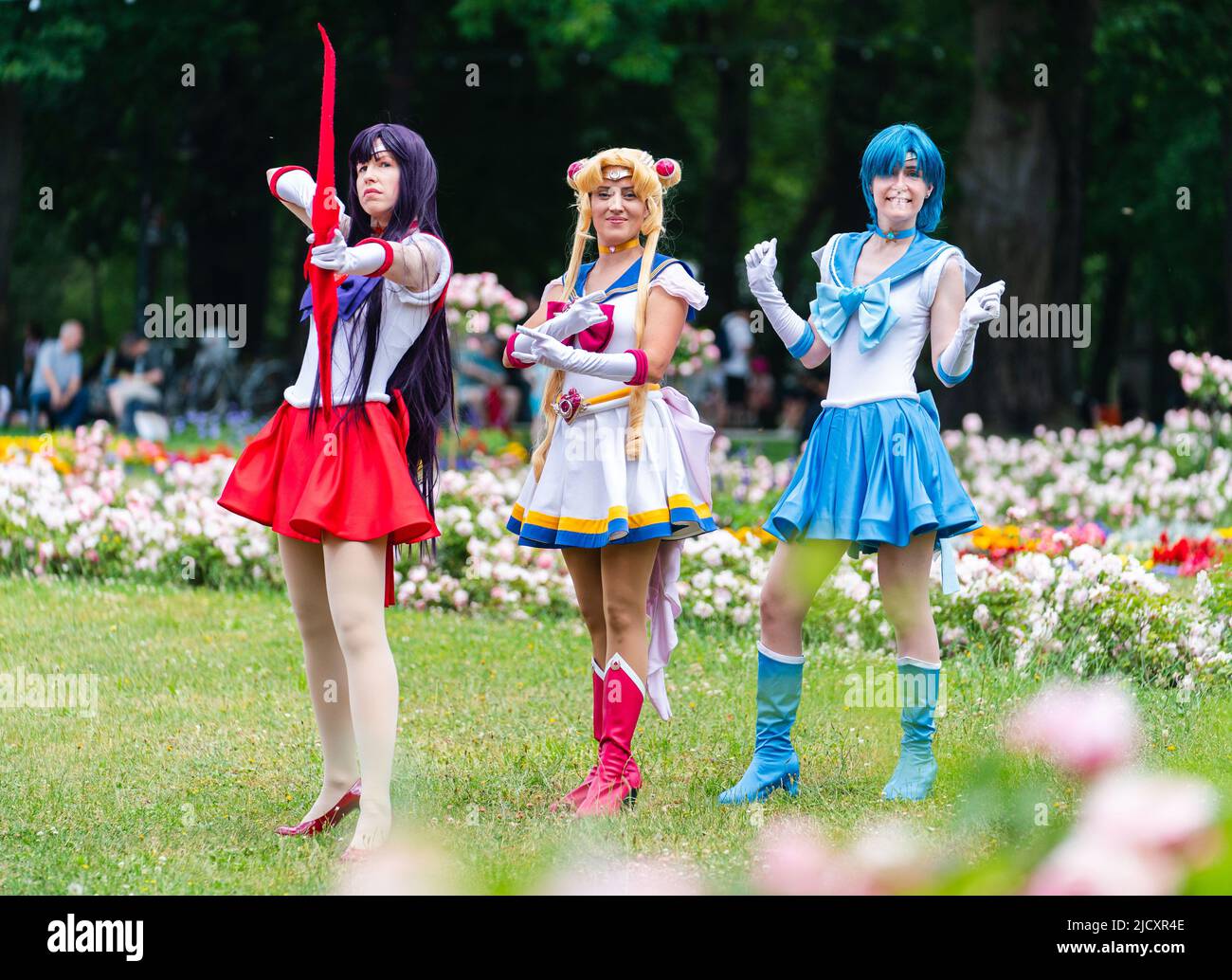 Erlangen, Deutschland. 16.. Juni 2022. Cosplayer Juchan Cosplay (l-r ...