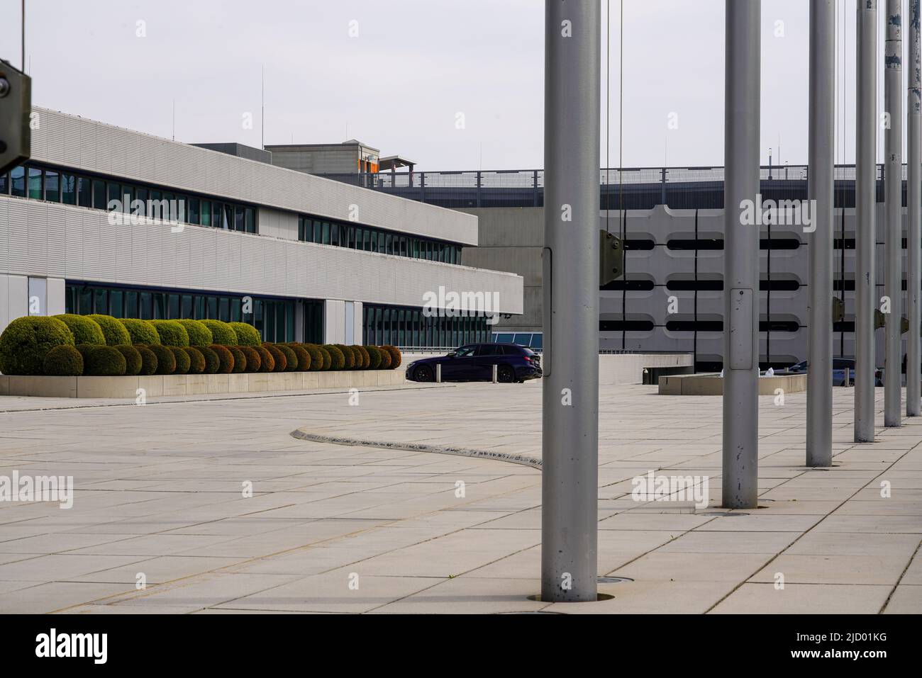 Garagen deutschland -Fotos und -Bildmaterial in hoher Auflösung – Alamy
