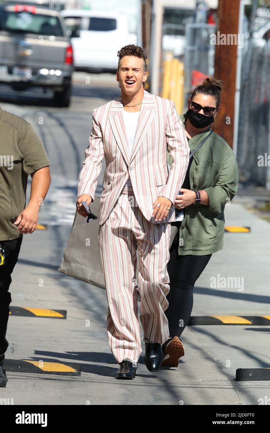 Prominente kommen im Jimmy Kimmel Live! Studios in Los Angeles ...