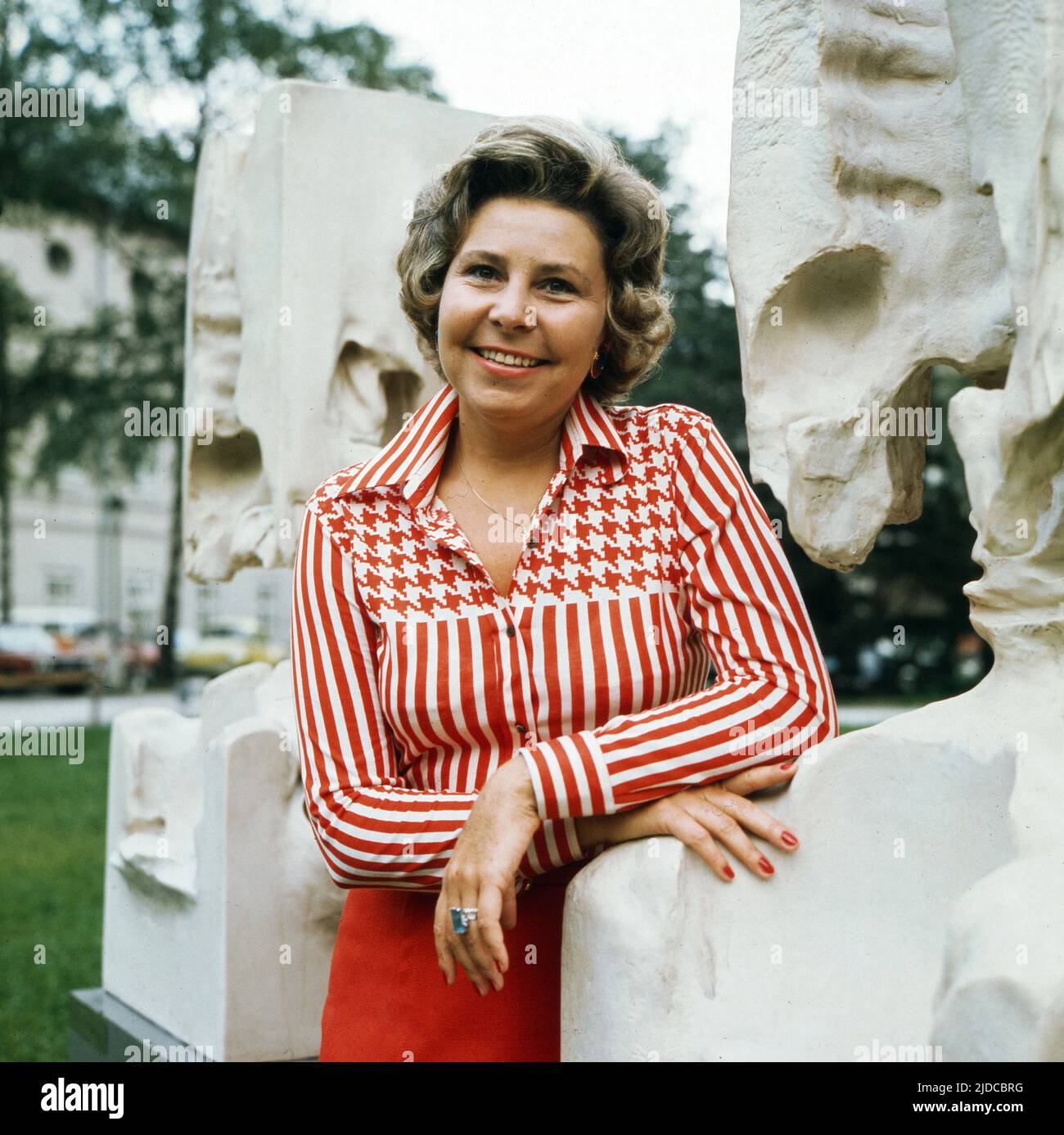 Christa ludwig -Fotos und -Bildmaterial in hoher Auflösung – Alamy