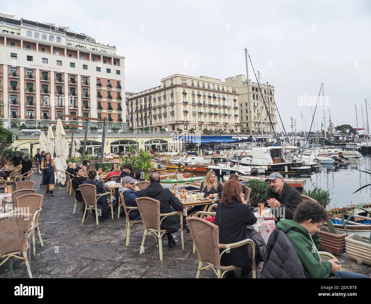 Bella marinari -Fotos und -Bildmaterial in hoher Auflösung – Alamy