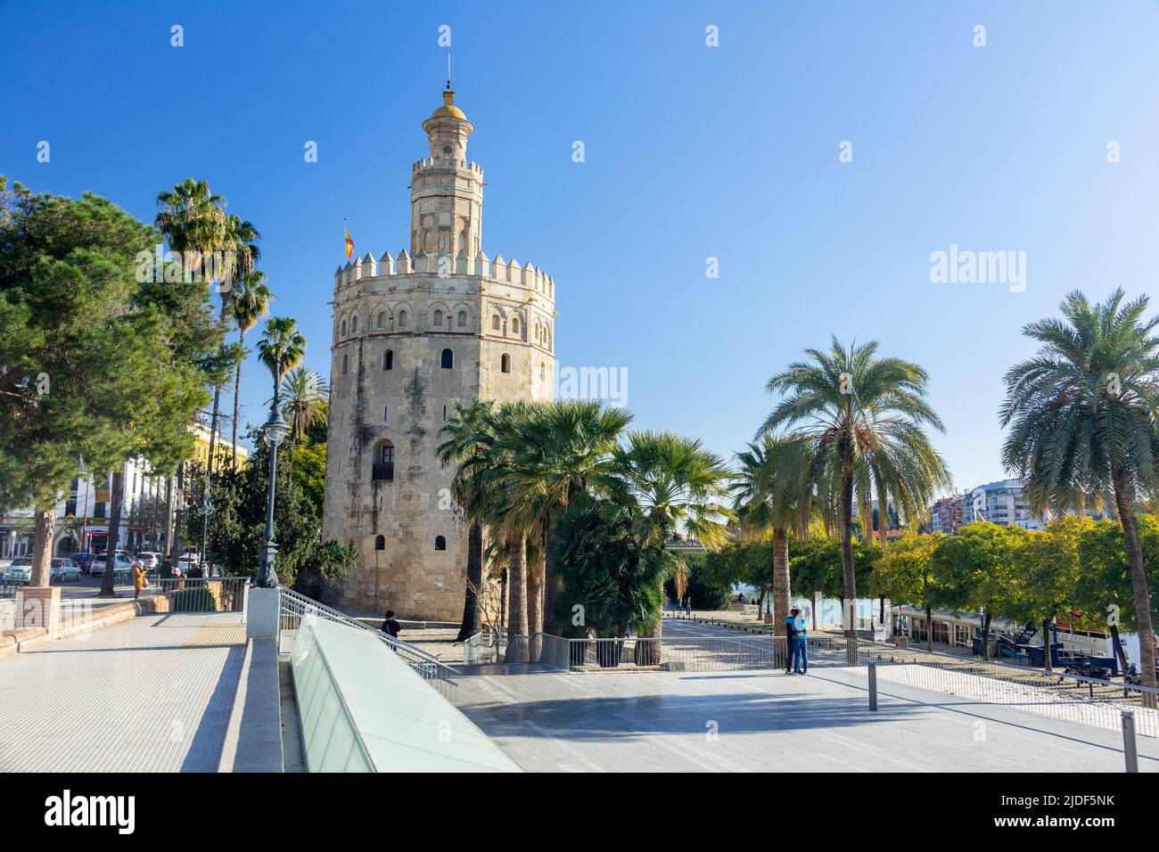 Der Torre del Oro (Turm des Goldes), militärischer Wachturm am ...