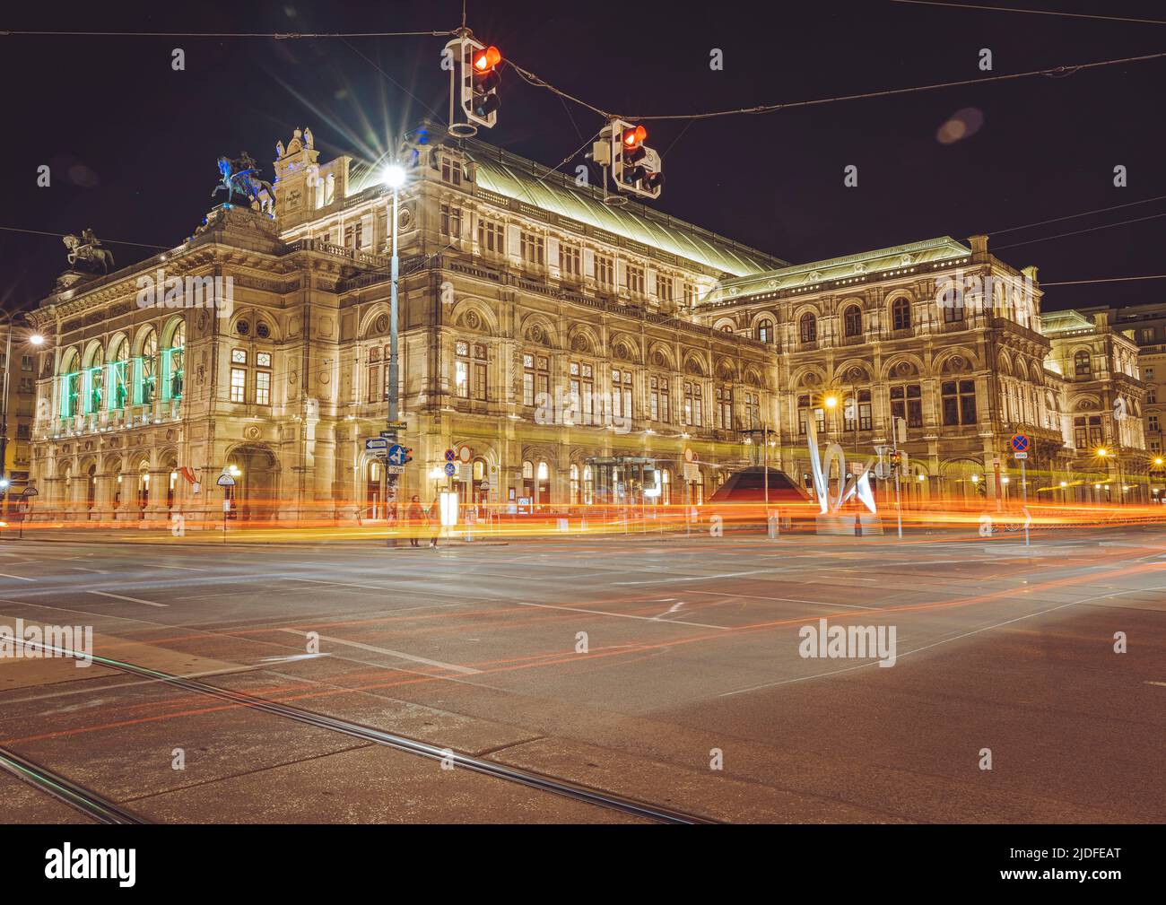 Royal opera house vienna -Fotos und -Bildmaterial in hoher Auflösung ...