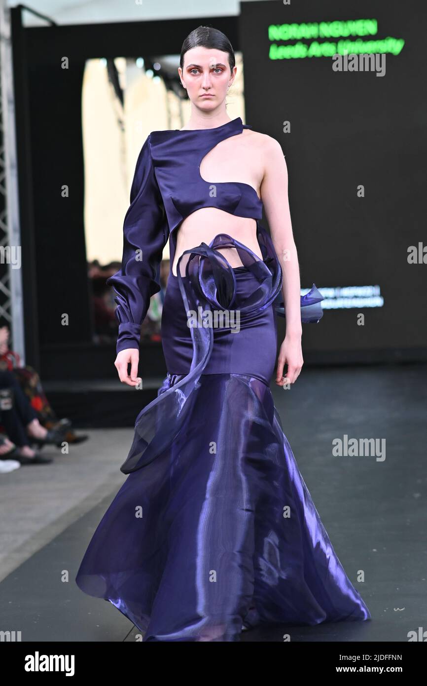 Catwalk GFW 2022 Eröffnung der Catwalk Show im Coal Drops Yard, King ...