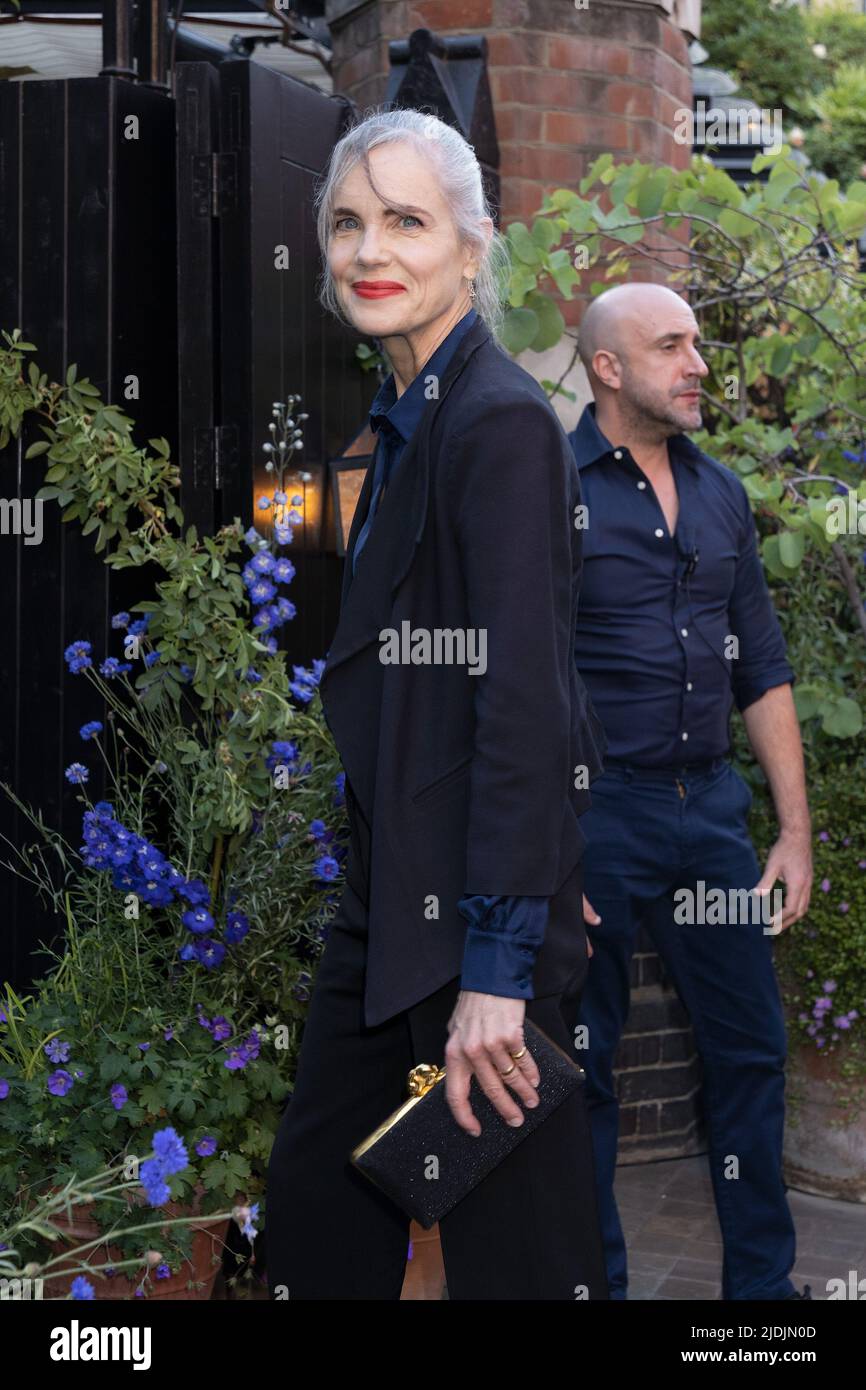 Elizabeth McGovern kommt zum VIP Dinner, um den Start von Paramount+ in ...