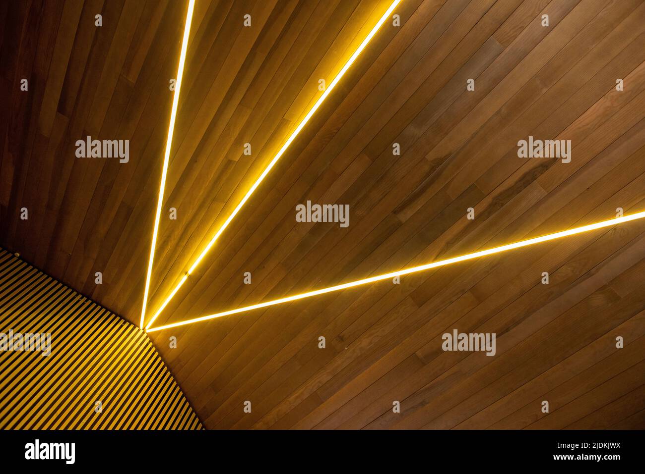 Design wooden ceiling detail -Fotos und -Bildmaterial in hoher ...