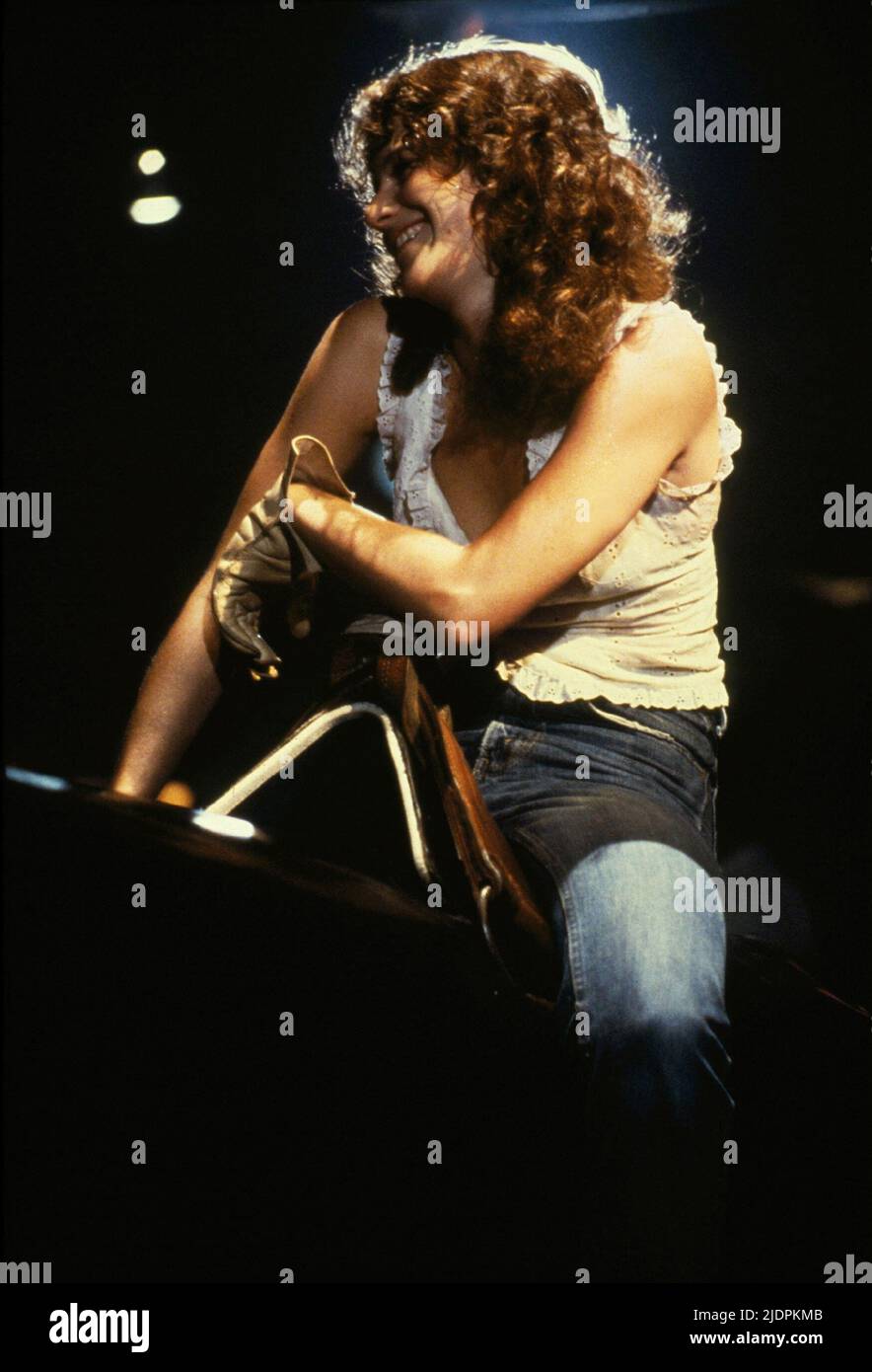 With debra winger -Fotos und -Bildmaterial in hoher Auflösung – Alamy