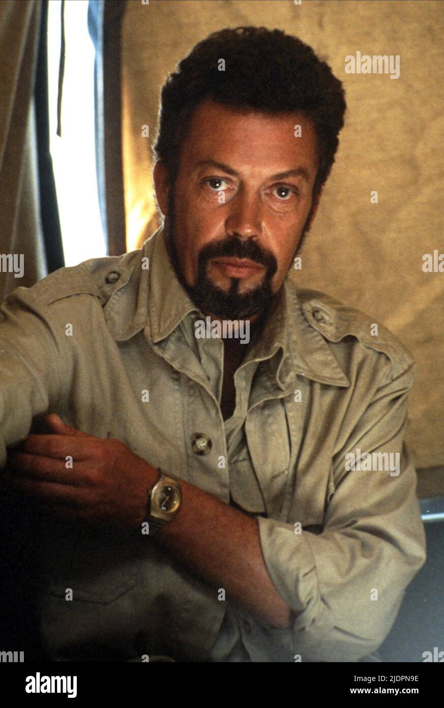 Tim curry congo 1995 -Fotos und -Bildmaterial in hoher Auflösung – Alamy