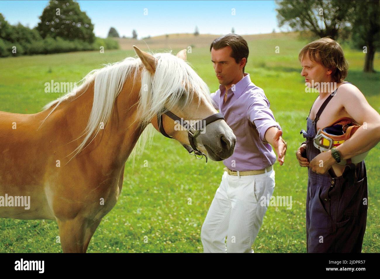 Hande weg -Fotos und -Bildmaterial in hoher Auflösung – Alamy
